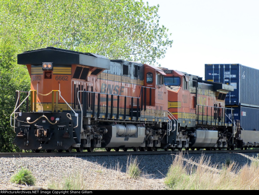 BNSF 6662